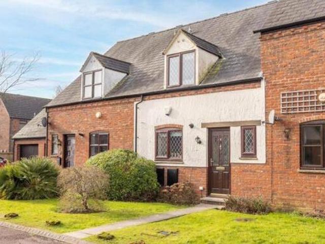 Sweetbriar Close, Bishops Cleeve, 3 Bedroom Terraced
