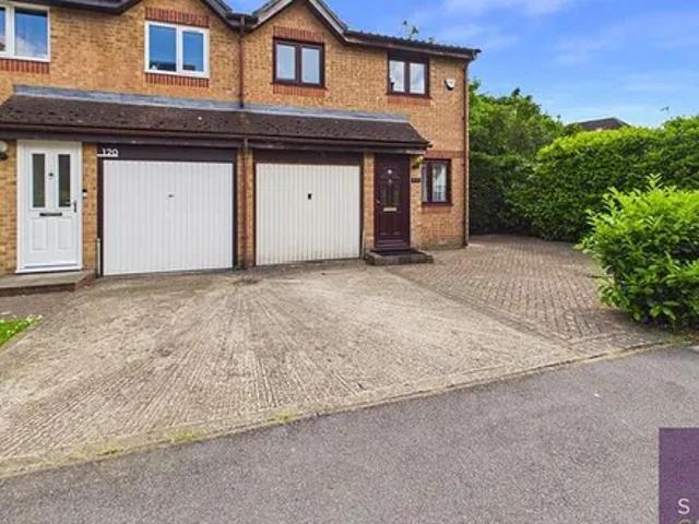 Sweets Way, London, N20 0ND, United Kingdom | 3 bed house for rent #168166498 | Rentberry
