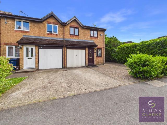 Sweets Way, Whetstone N20, 3 bed semi detached house to rent, £2,400 pcm | PrimeLocation