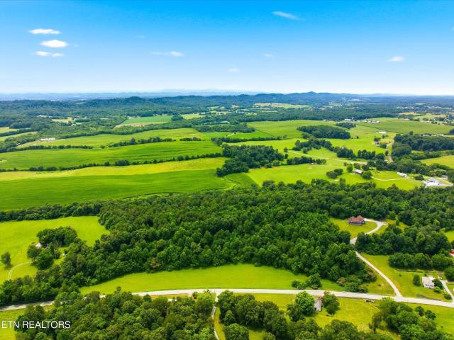 Sweetwater Vonore Rd, Sweetwater, TN 37874
