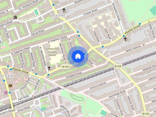 Swell double bedroom near the Upton Park London Underground Station