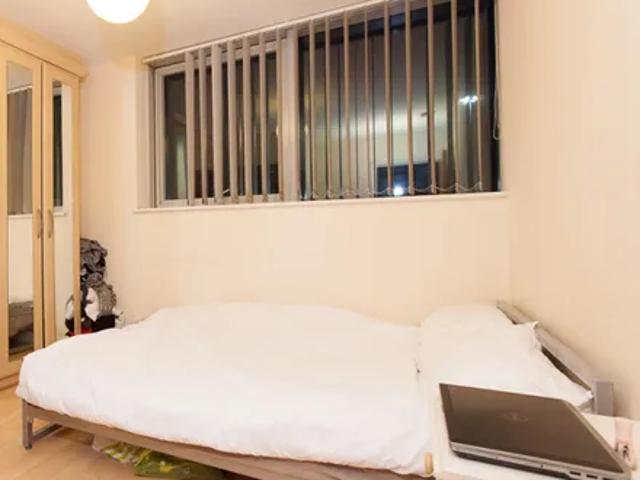 Switch House, 4 Blackwall Way, London, E14 9QS, United Kingdom | Room for rent #158382650 | Rentberry