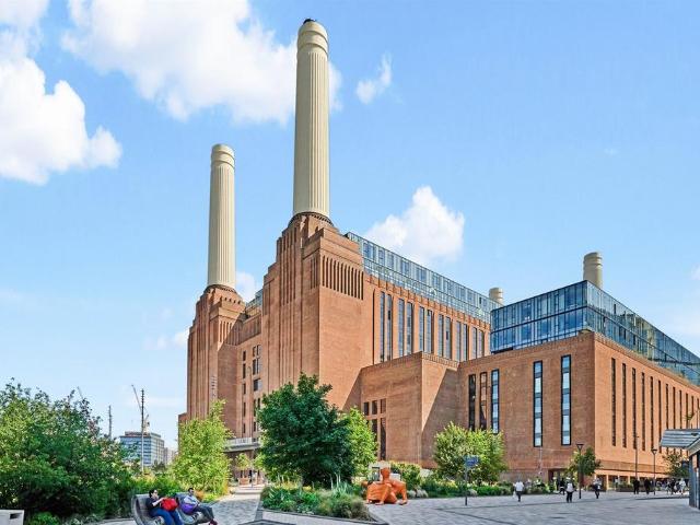 Switch House West, Battersea Power. 3 bed flat to rent £20,000 pcm £4,615 pw