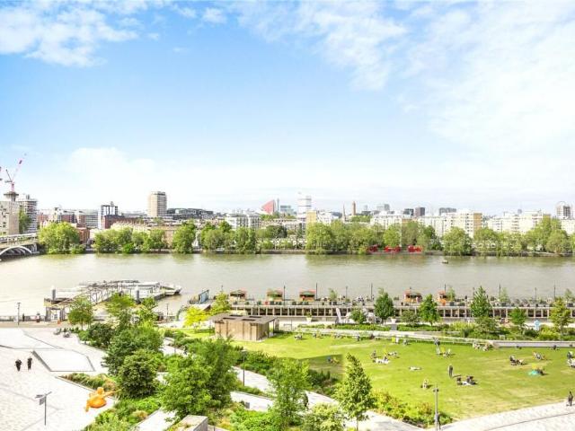 Switch House West, London SW11, 3 bed flat to rent, £16,000 pcm | PrimeLocation