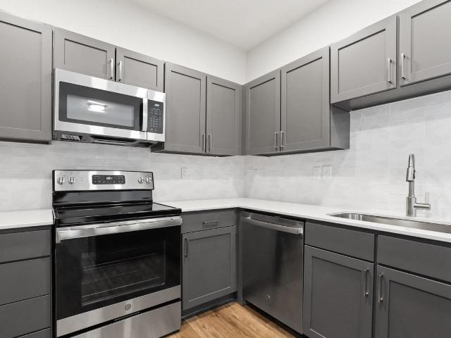 Switchback on Platte 2 Bedroom Apartment for Rent at 6419 S Vinewood St, Littleton, CO 80120