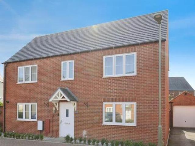 Swift Drive, Bodicote, 4 Bedroom Detached