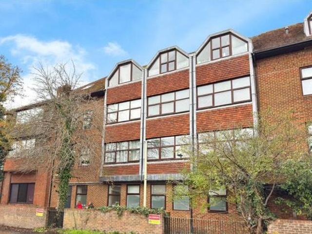 Swift House, Market Place, 1 Bedroom Apartment