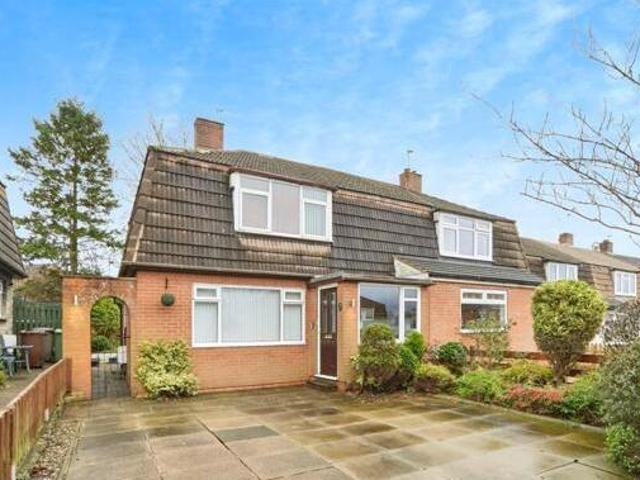 Swincar Avenue, Yeadon, 3 Bedroom Semi detached