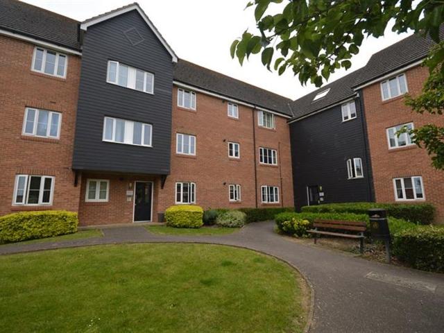 Swinbourne House, Perryfields, Braintree, Essex CM7, 2 bed flat to rent, £1,100 pcm | PrimeLocation