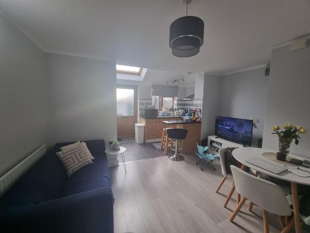 Swinburne Road, Oxford OX4, 1 bed flat to rent, £1,350 pcm | PrimeLocation