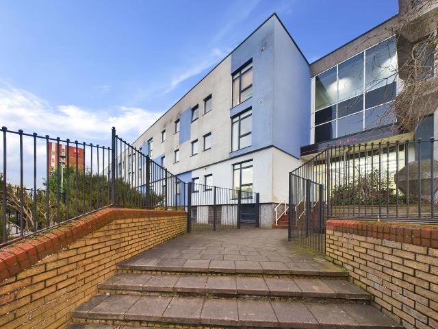 Swingate, Stevenage SG1, 1 bed flat to rent, £1,175 pcm | PrimeLocation
