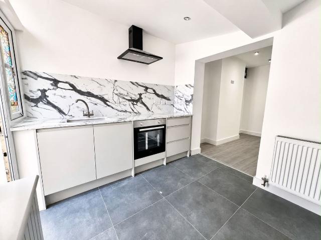 Swindon Centre, Swindon SN1, 3 bed terraced house to rent, £1,395 pcm | PrimeLocation