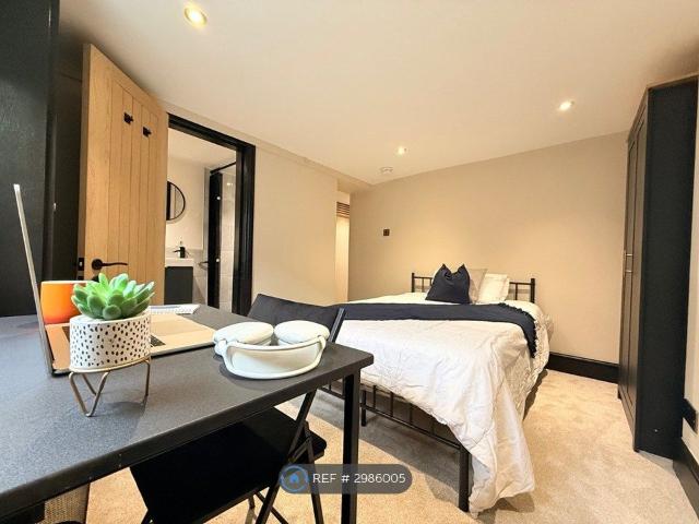 Swindon Road, Cheltenham GL51, Room to rent, £825 pcm | PrimeLocation