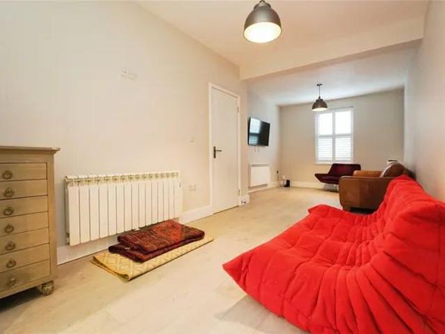 Swindon Street, Cheltenham, GL51