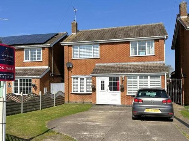Swinderby Road, Collingham, 4 Bedroom Detached