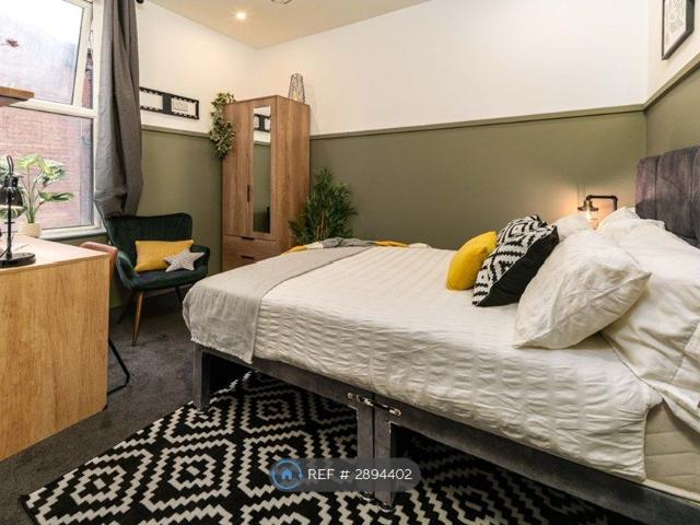 Chorley Road, Manchester M27, Room to rent, £825 pcm | PrimeLocation
