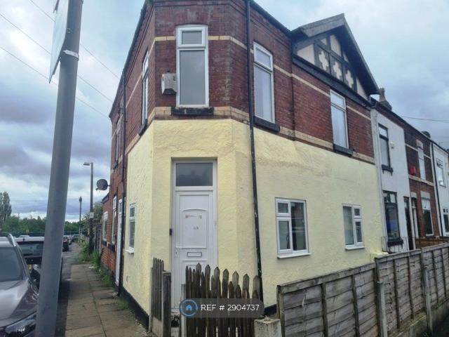 Swinton, Manchester M27, 1 bed flat to rent, £895 pcm | PrimeLocation
