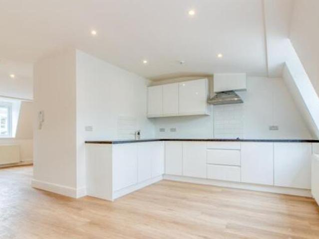 Swinton Street, Pentonville, Studio Flat For