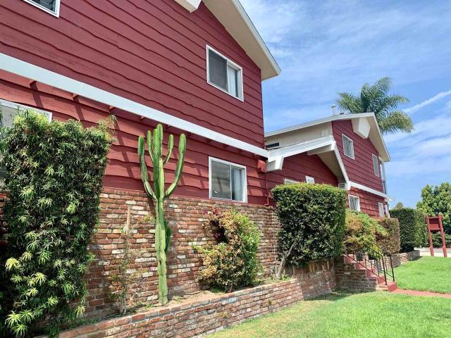 Swiss Chalet Studio Apartment for Rent at 1571 1571 Oliver & 4150,60&70 Ingra, San Diego, CA 92109 Pacific Beach