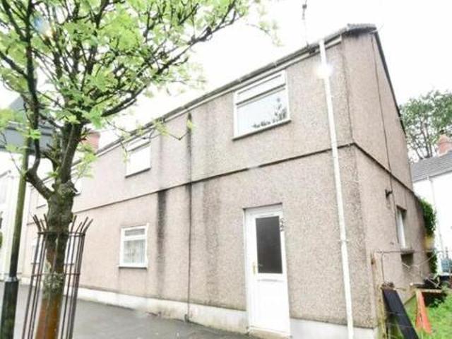 St. Teilo Street, Pontarddulais, 2 Bedroom Semi detached