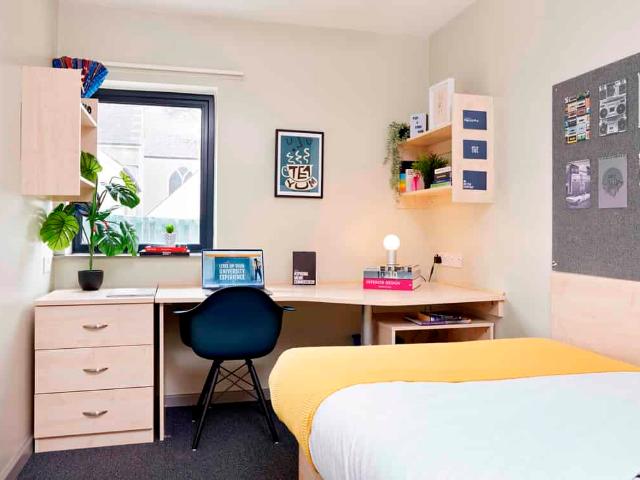 St Thomas Court, Plymouth Student Accommodation | Amber