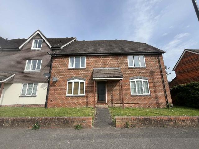 St. Thomas Court, Thatcham RG18, 1 bed flat to rent, £1,100 pcm | PrimeLocation
