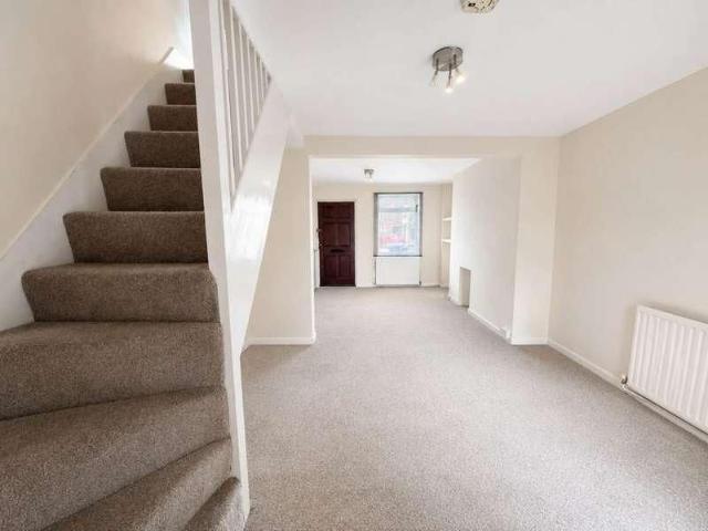 St. Thomas`s Road, Luton, LU2