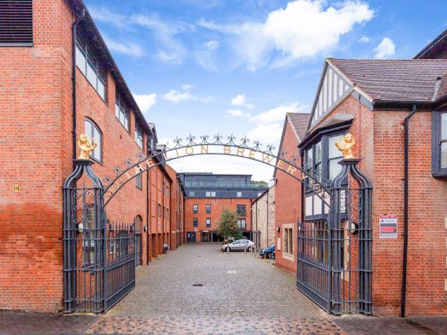 ST THOMAS STREET, OX1 2 bed apartment to rent £2,395 pcm £553 pw