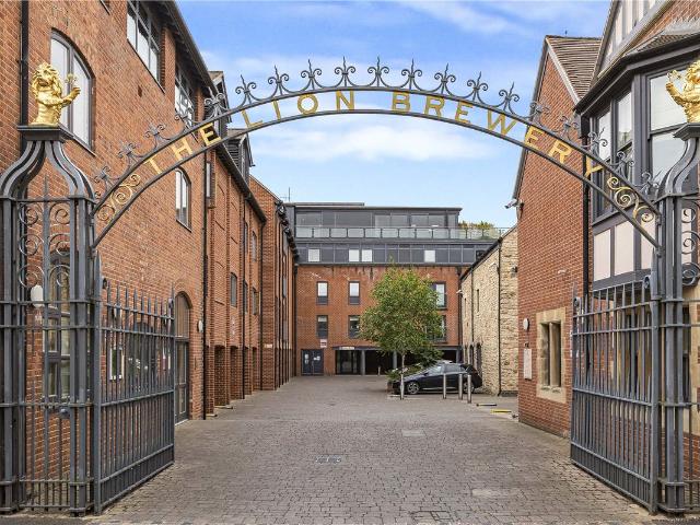 St Thomas Street, Oxford OX1, 1 bed flat to rent, £2,000 pcm | PrimeLocation