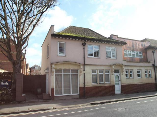St Thomas Street 1 bed apartment to rent £1,950 pcm £450 pw
