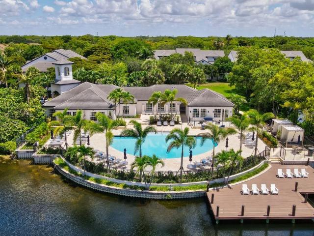 St. Tropez Townhomes & Villas 2 Bedroom Apartment for Rent at 8000 Cleary Blvd, Plantation, FL 33324