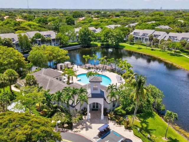 St. Tropez Townhomes & Villas 3 Bedroom Apartment for Rent at 8000 Cleary Blvd, Plantation, FL 33324