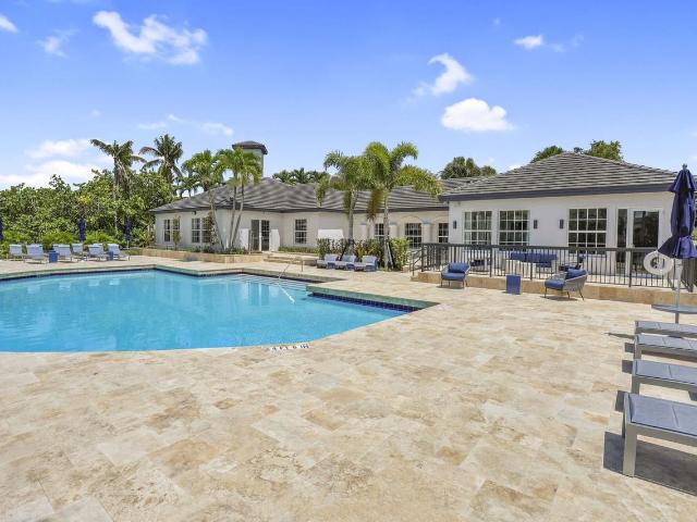 St. Tropez Townhomes & Villas 3 Bedroom Apartment for Rent at 8000 Cleary Blvd, Plantation, FL 33324