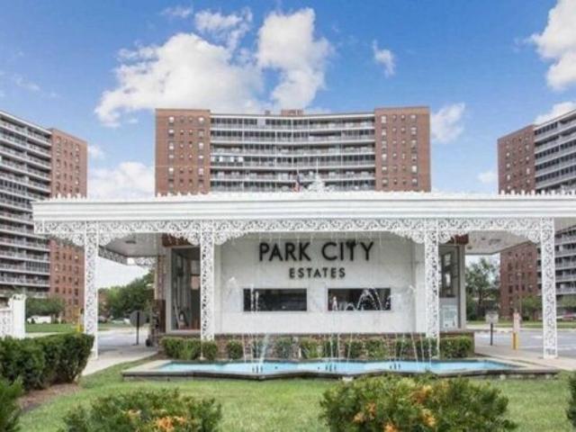 St Unit B, Rego Park, Property For Sale