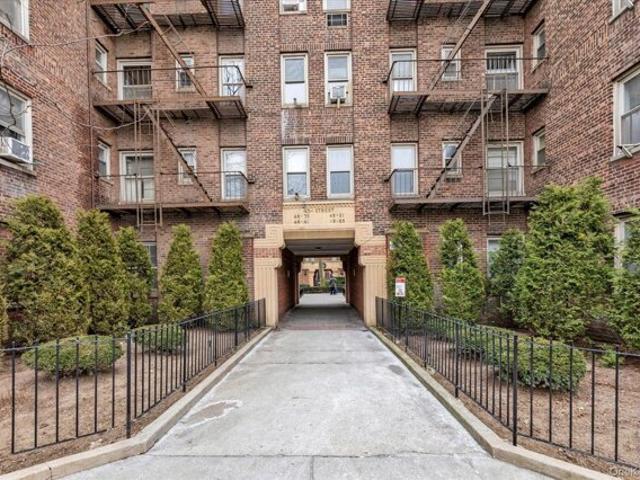 St Unit C, Woodside, Property For Sale