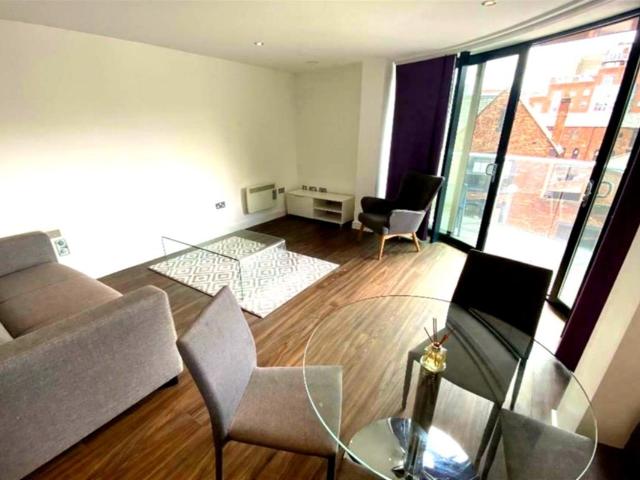 St. Vincent Street B16, 2 bed flat to rent, £1,250 pcm | PrimeLocation