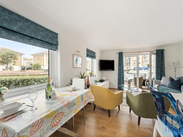St Vincents Court, Brighton Marina. 2 bed ground floor flat to rent £4,723 pcm £1,090 pw