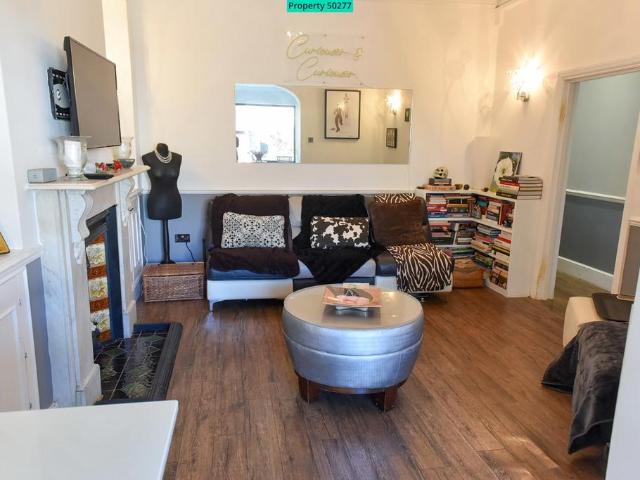 St. Wilfrids Road, Barnet, EN4 9SB 1 bed ground floor flat to rent £1,575 pcm £363 pw