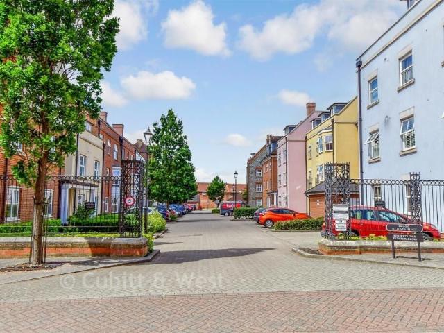 St. Agnes Place, Chichester PO19, 2 bed flat to rent, £1,400 pcm | PrimeLocation
