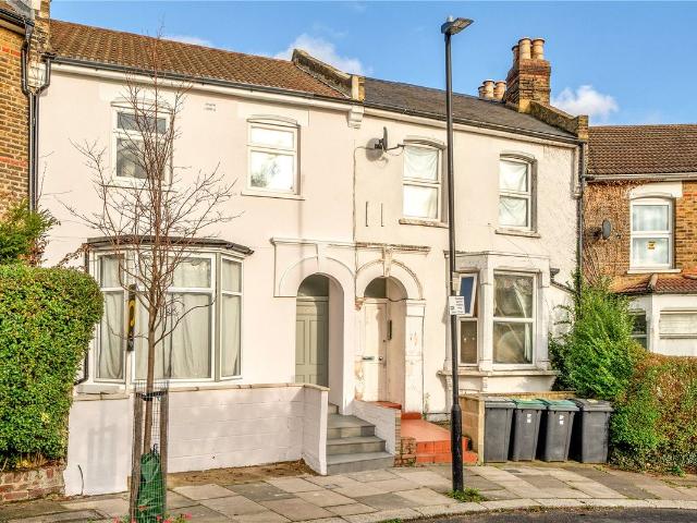 St. Albans Crescent, London N22, Studio to rent, £1,350 pcm | PrimeLocation