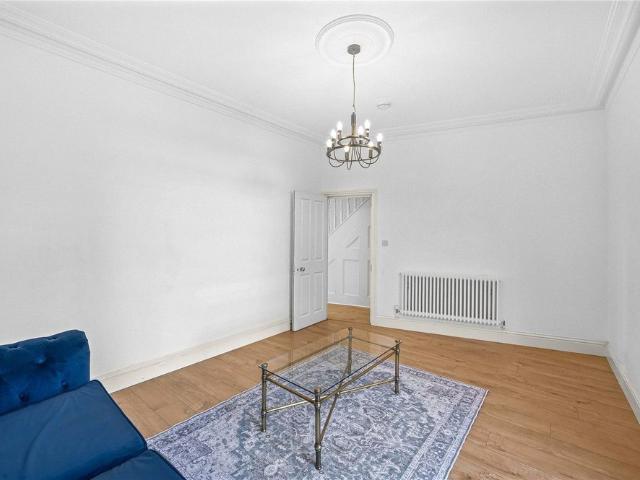 St. Albans Crescent, N22, London