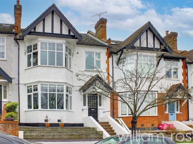 St. Albans Crescent, Woodford Green IG8, 1 bed flat to rent, £1,750 pcm | PrimeLocation