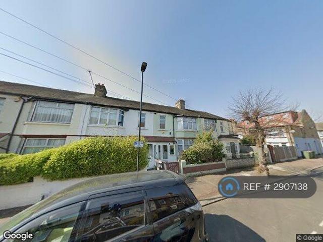 St Albans Avenue, London, E6 4 bed terraced house to rent £2,700 pcm £623 pw