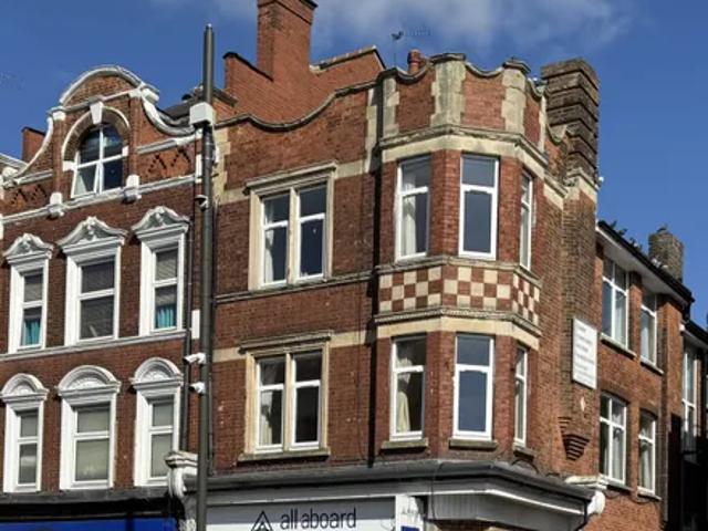 St Albans Lane, London, NW11 7RR, United Kingdom | 4 bed duplex for rent #166916133 | Rentberry