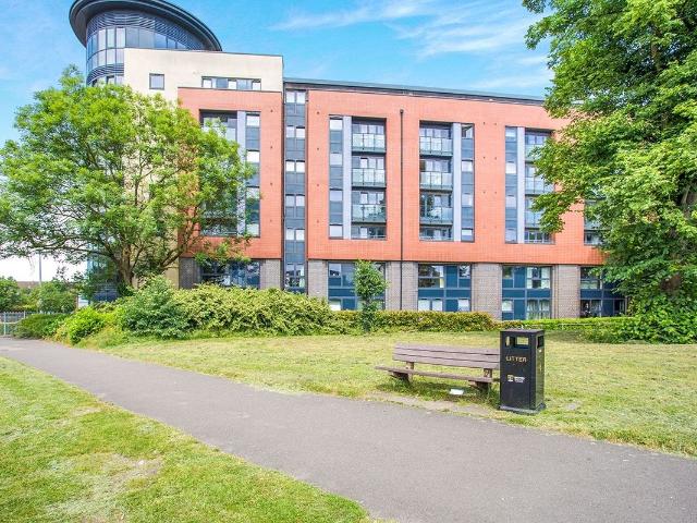 St. Albans Road, Watford WD17, 2 bed flat to rent, £1,700 pcm | PrimeLocation
