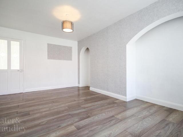 St Albans Road, Arnold, Nottingham. 3 bed terraced house to rent £1,045 pcm £241 pw