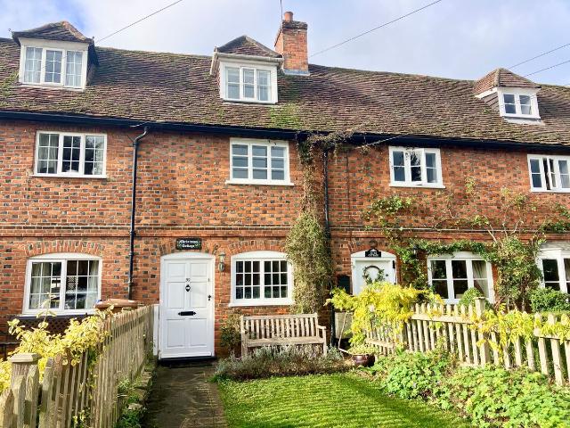 St. Albans Road, Codicote SG4, 2 bed cottage to rent, £1,450 pcm | PrimeLocation