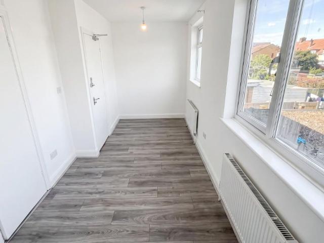 St. Alphege Road, London N9, Studio to rent, £1,000 pcm | PrimeLocation
