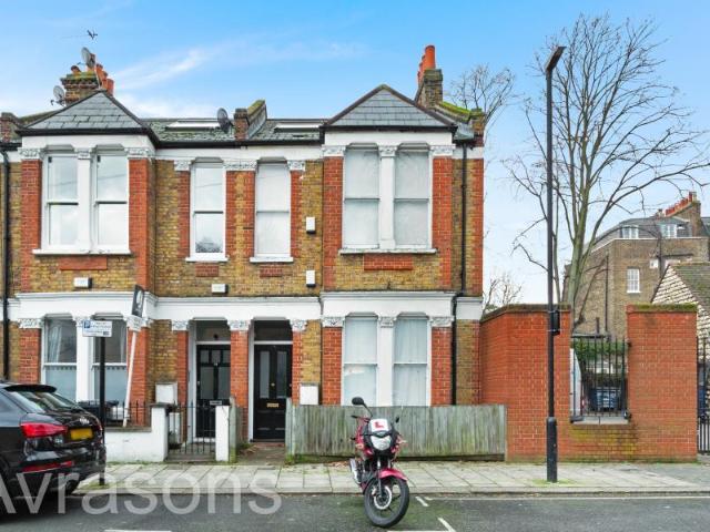 ST. ALPHONSUS ROAD, CLAPHAM, 3 bed flat to rent £3,250 pcm £750 pw