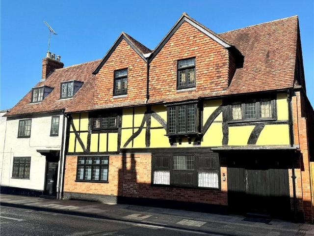 St. Ann Street, Salisbury, Wiltshire. 5 bed semi detached house to rent £2,900 pcm £669 pw